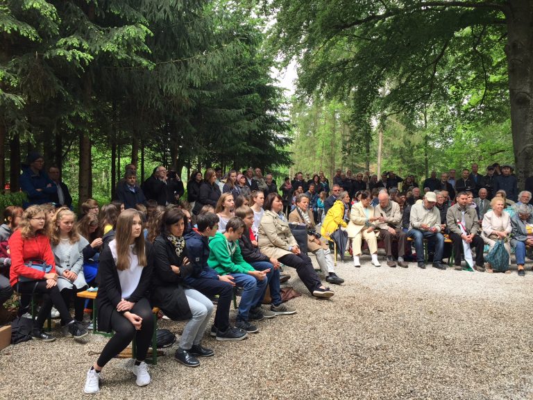Berührende Gedenkfeier im ehemaligen KZ-Nebenlager Gunskirchen | SPÖ ...